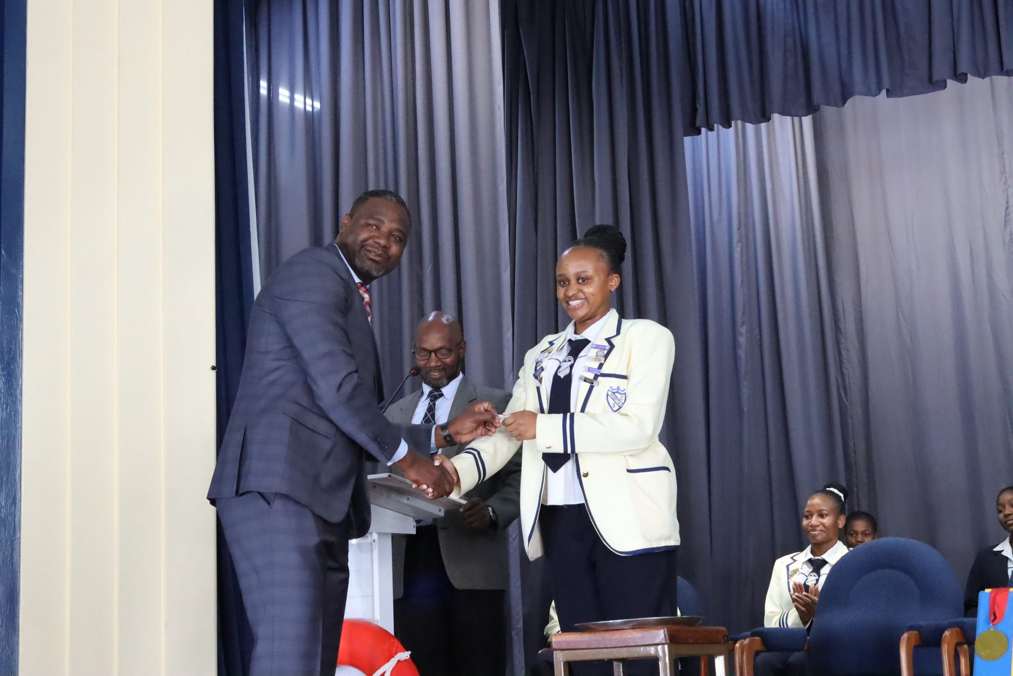 Dominican Convent High School | Serving humani through Education